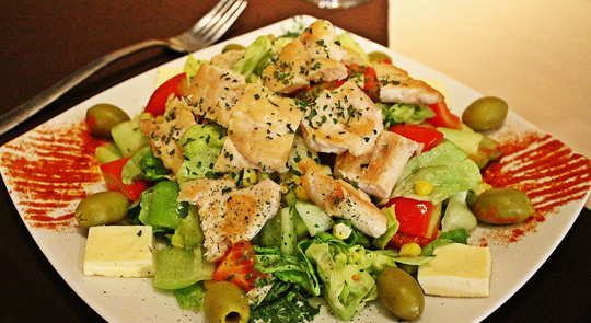 Pileća salata - Lako i jednostavno